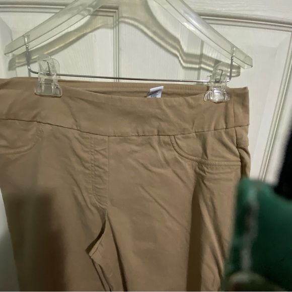 Ruby Rd. | Pants & Jumpsuits | Ruby Red Pull On Capris Size 4 Pull On ...